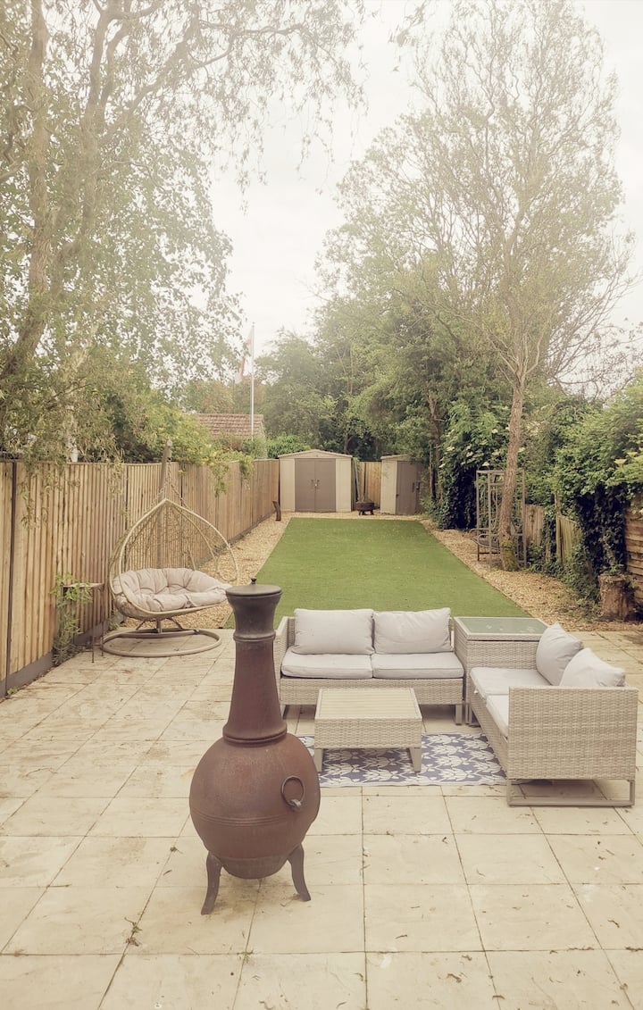 2 Bedroom House In Cricklade - Gloucestershire