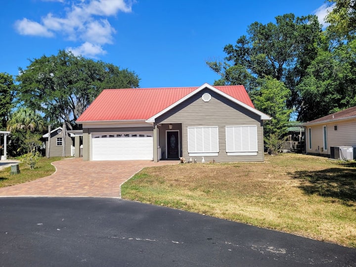 Magans Loop - House In Paradise! - Land O' Lakes, FL