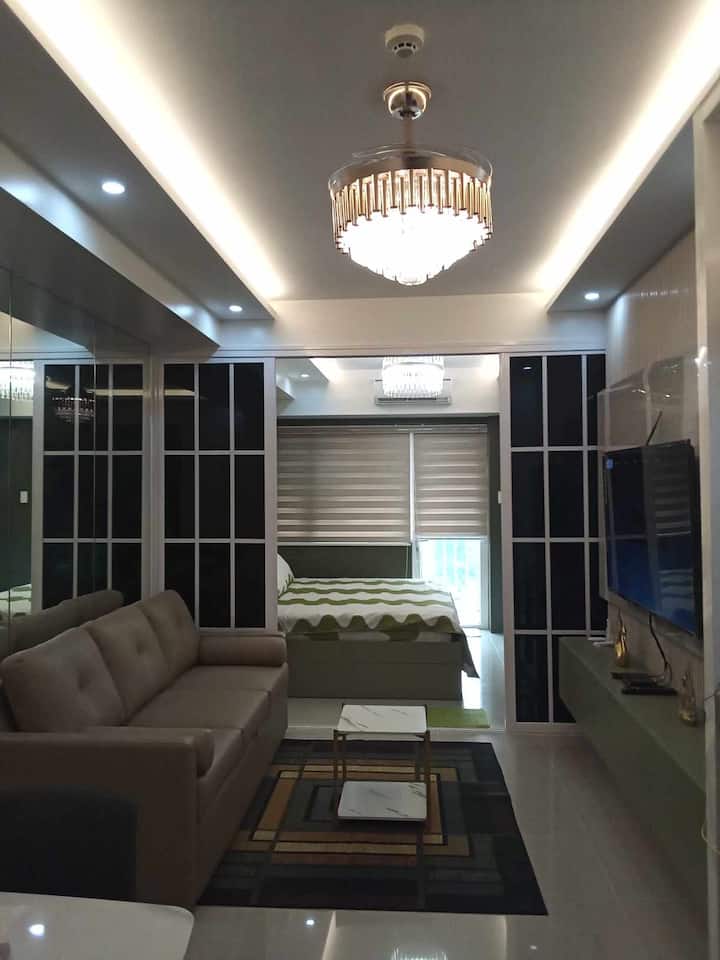1 Bedroom Condo Unit Near Moa With Wi-fi & Netflix - Pasay