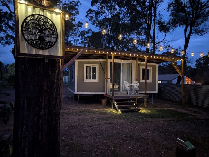 Cosy Cabin Rural Retreat - 10 Mins From Hervey Bay - Fraser Island