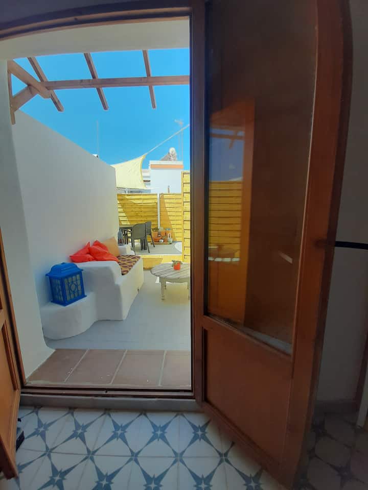 Estudio Con Terraza Privada. - Chipiona