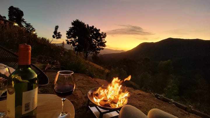 Chalezinho Romântico Com Jacuzzi Nas Montanhas - Brasil