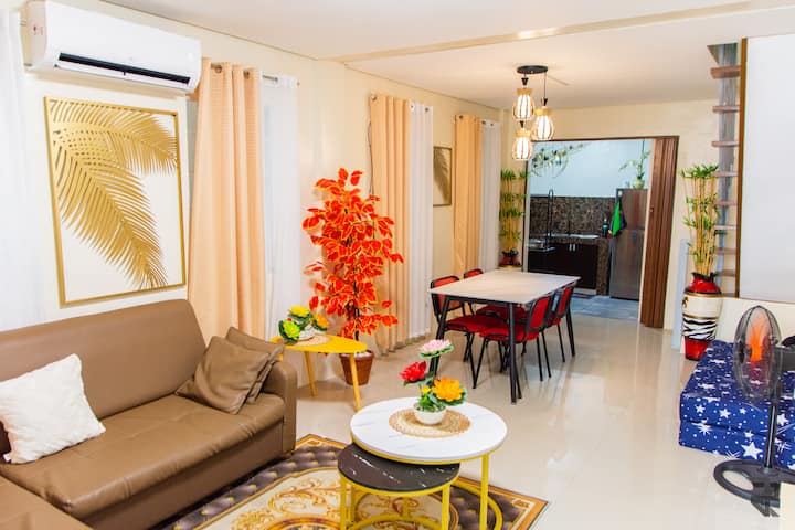 Up To 16+ Pax Near Aqua Planet & Zoocobia - Ángeles