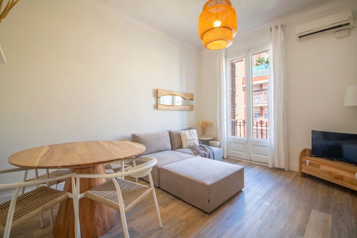 Three Bedroom Apartment Calle Diputació Youstylish - Barcelone