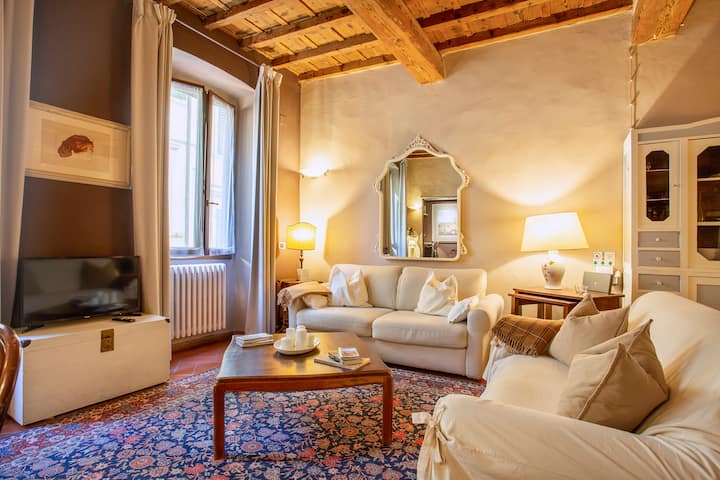 Romantic Flat W/spa, Historic Centre. 10 Min Smn. - Florenz