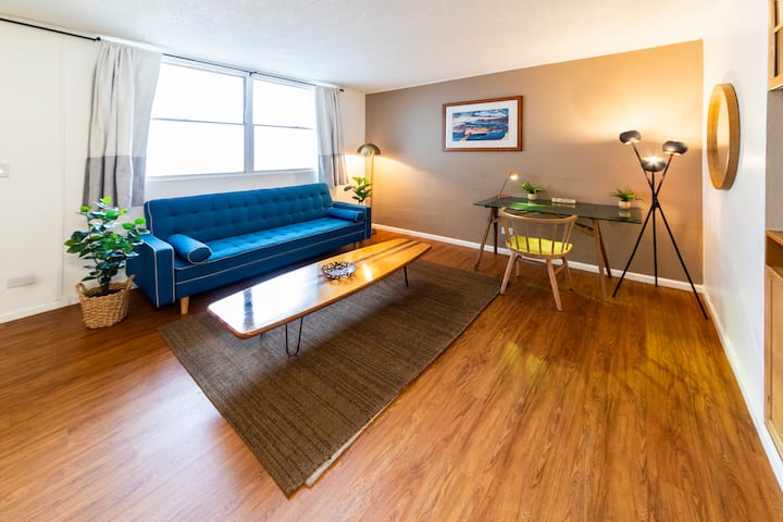 Private 1br @Waikiki + Kitchen, 2 Beds - Honolulu, HI