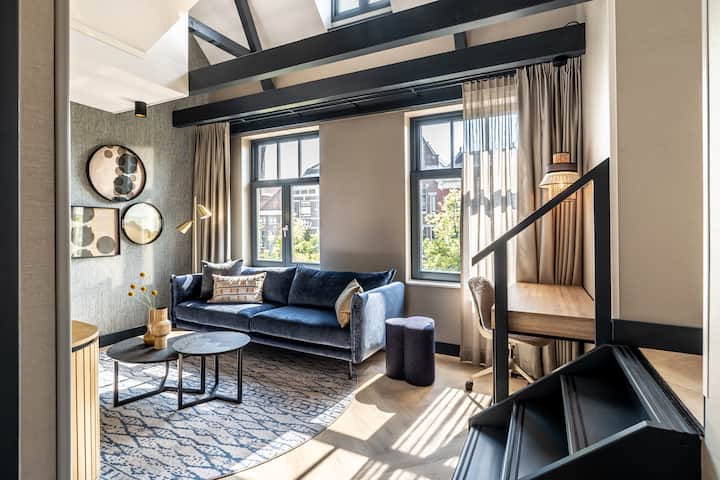 Bizstay Delft 3c- Two Bedroom Canal View - Delft