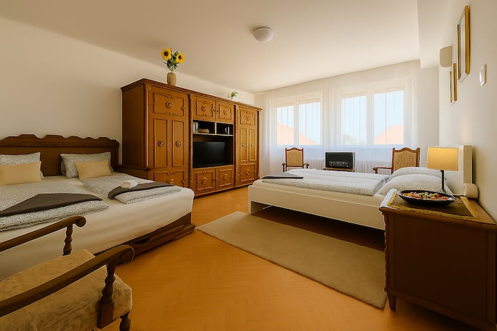 Margaret Retro Apt On Buda Side With Ac - Budapest