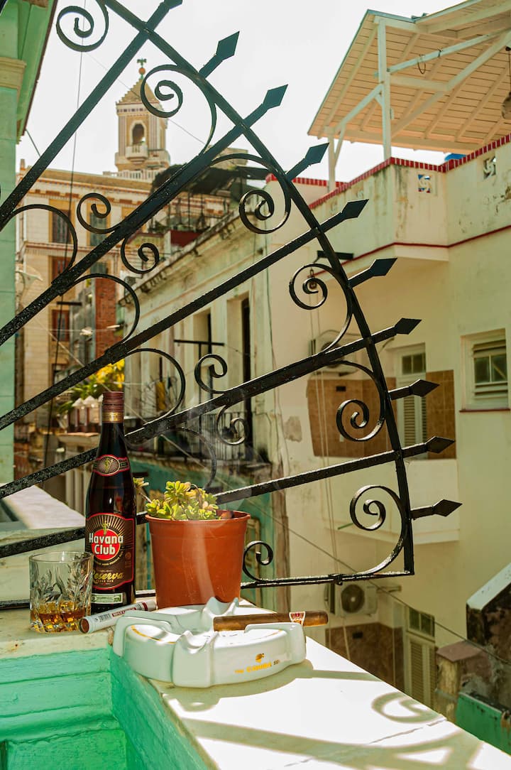 Balcones Villegas Apto De 1 Habitación - La Havane