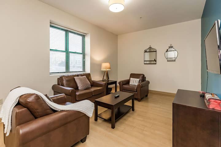2 Bedroom Close To Su/esf/upstate (D.) - Syracuse, NY