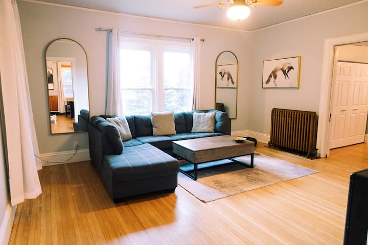 Spacious 1br Apartment - Bangor, ME