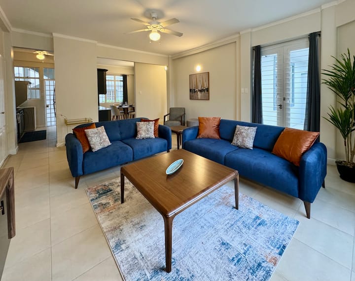Luxurious 3 Bed Home | Maraval | Pool | Gated - Trinidad and Tobago