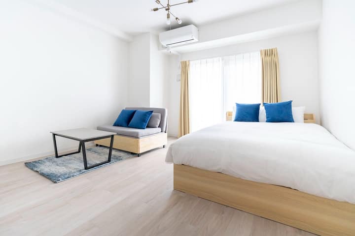 5 Minutes By Train To Usj/built In 2024 D01 - Osaka, Japan