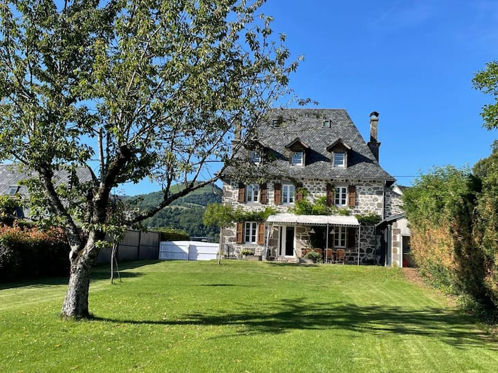 Superbe Maison Familiale , Nature, Proche Aurillac - Vic-sur-Cère