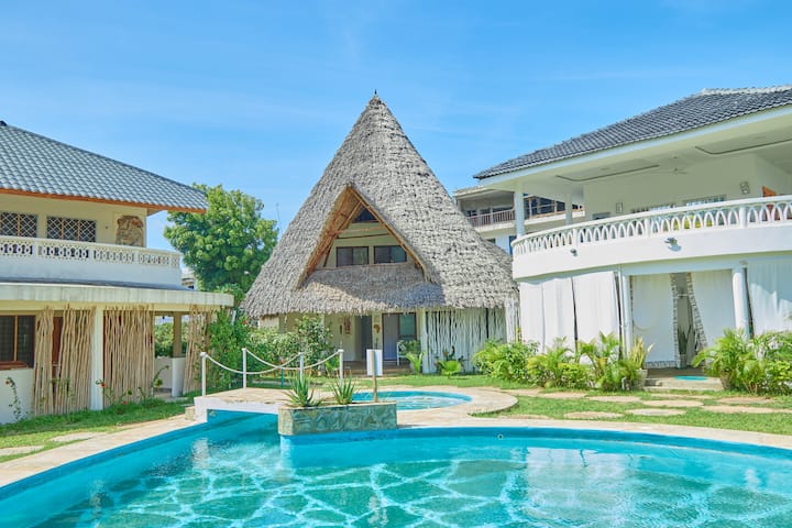 Villa Next To Ocean 1 - Kenya