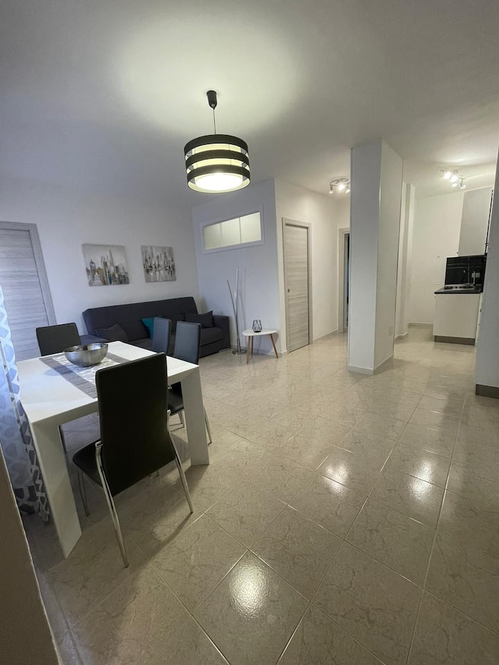 Korona Apartment Alghero
200 Metri Dalla Spiaggia - Alghero