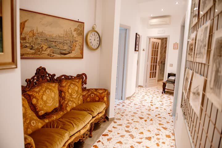 Mariposa Home Salerno - Salerno