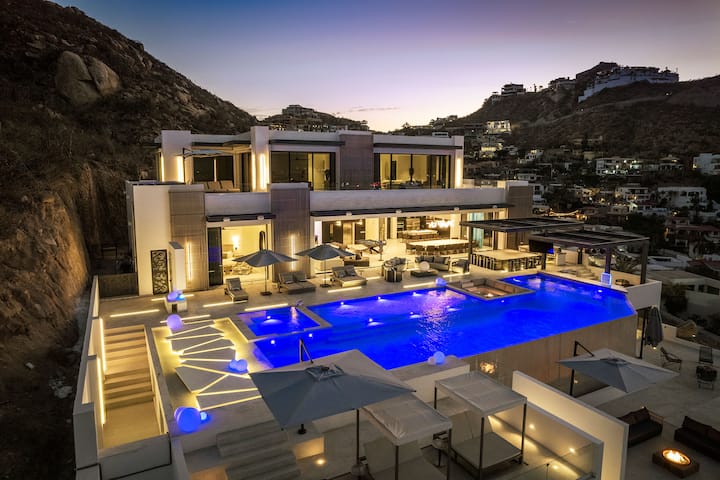 Amazing 11bd Villa - Housekeeping & Butler Service - Cabo San Lucas