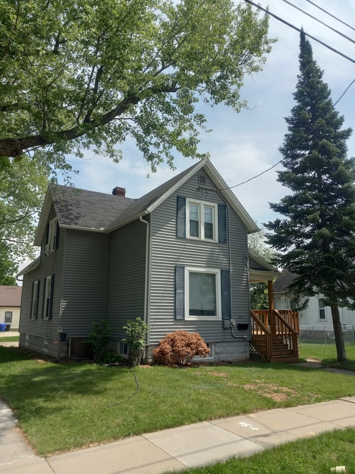 Four Bedroom Home For Eaa - Appleton, WI