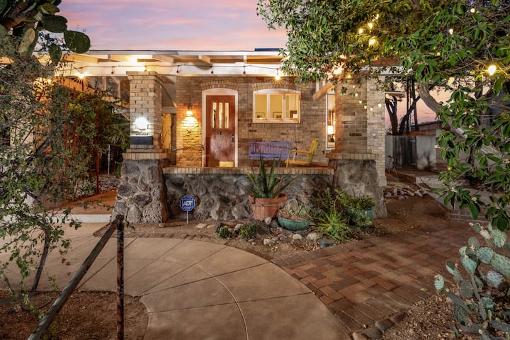 Historic Craftsman | Close To U Of A | 2 Br 1 Ba - 圖森