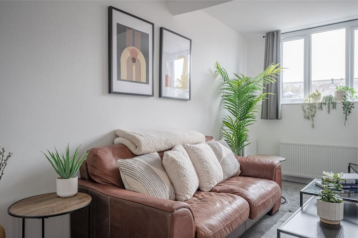 Cosy Belfast Apartment - You'll Be So Welcome - Belfast