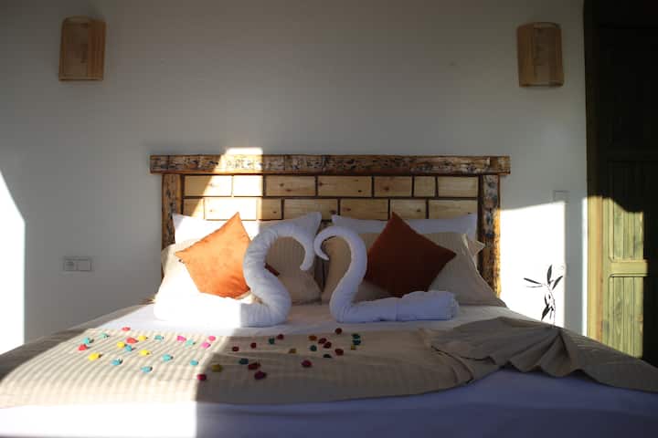"Chefchaouen Vista Inspiration: With Breakfast. - Chefchaouen