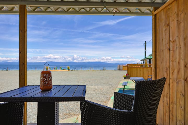 2 Bedroom Roam To The Beach - Vancouver Island