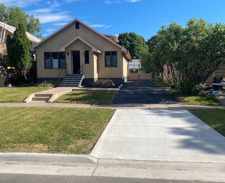 Charming Home Near Flathead  Lake/downtown Polson - Polson, MT