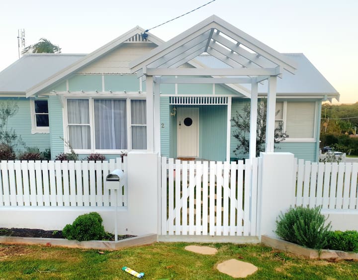 The Greenhouse Cottage - Five Islands