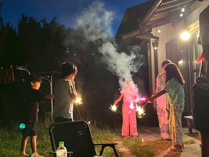 お庭でBbqや花火(スーパーまで徒歩30秒) 。近隣では温泉やGolfも楽しめます！ - 夷隅市