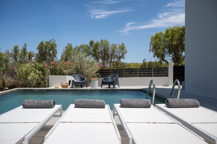 Luxury Villa In Kalathas - Chania