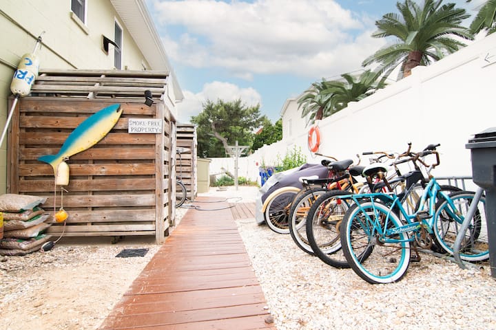 Dawn's Beach House - Dewey Beach, DE