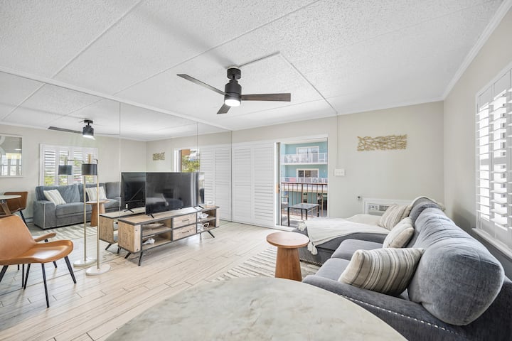 Ocean/bay View Luxury Apartment - Ocean City, MD