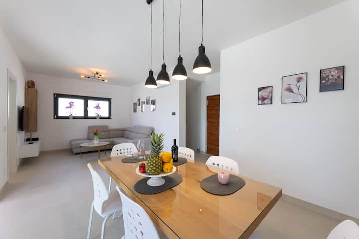 Olive By Villa Bright Bliss - Seget Vranjica