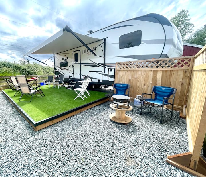 Peaceful Escape New Rv -  Big Private Deck - Langley
