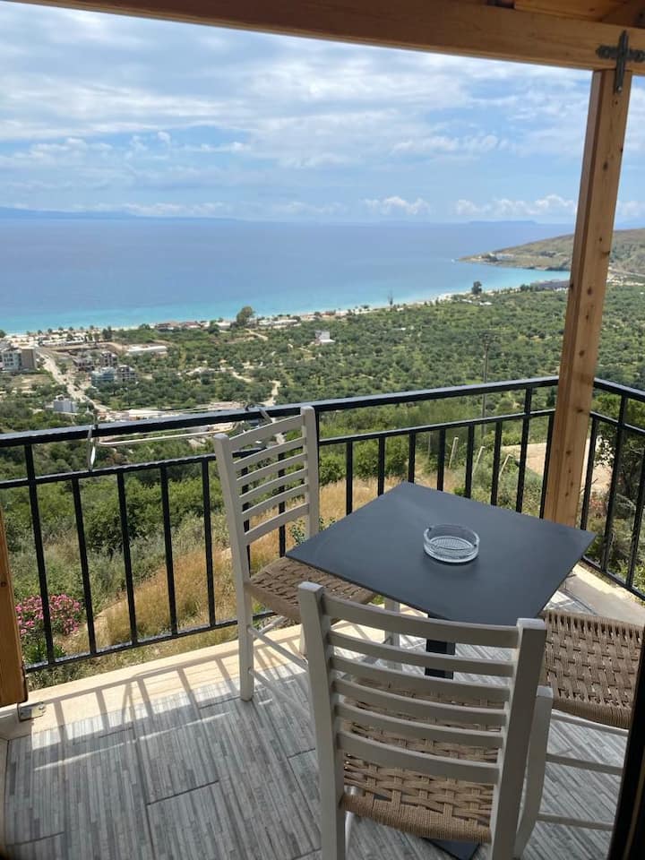 Lila View 2 - Qeparo