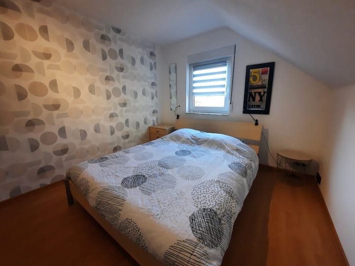 Chambre + Salon + Salle De Bain Privée - Luxembourg, Belgium