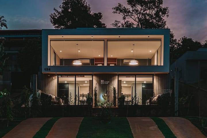 Luxo |Cinema |Lareira |Banheira |Vista | Completo. - Serra Negra