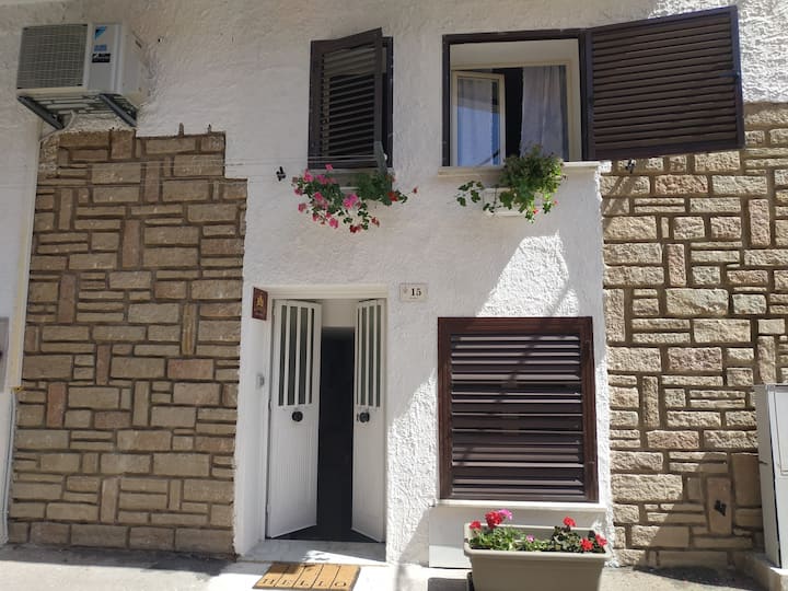 ℂ𝕒𝕤𝕒 𝕍𝕒𝕔𝕒𝕟𝕫𝕖 - Castelsardo