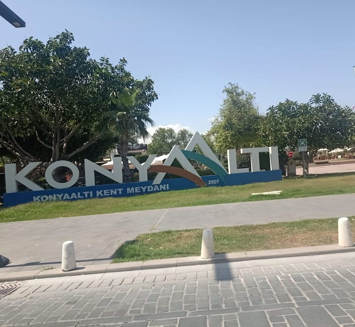 Casa Erturul4 Konyaaltı Plajına Yürüyüş 10 Dakika - Antalya