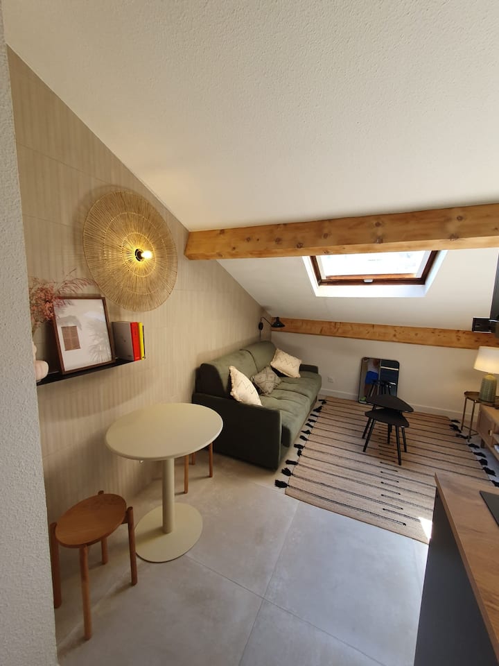 A 100 Mètres De La Plage ! - ibis Nice Aéroport Promenade des Anglais