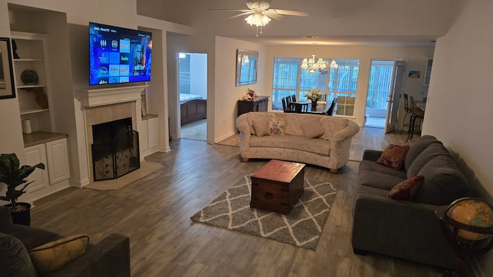 3br2ba Home In Miramar Beach- 5 Mins To The Beach - Miramar Beach, FL