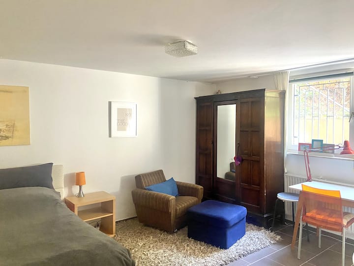 Kl.  Souterrainwohnung Nähe Köln/düsseldorf - Cologne