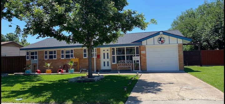 The Five Letter Home - Irving, TX