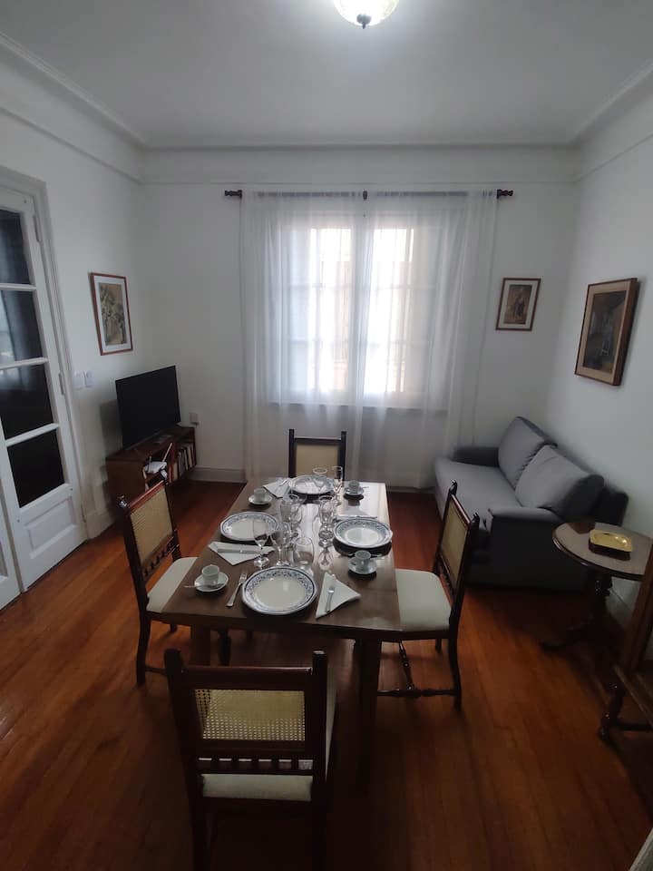 Departamento 3 Ambientes, Av De Mayo Y 9 De Julio - Argentina