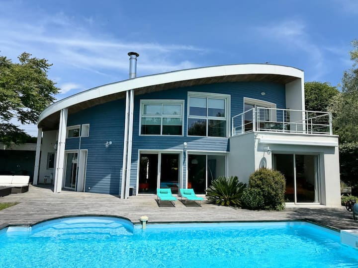 Villa 230m2 Avec Piscine 200m De La Plage De Royan - Royan