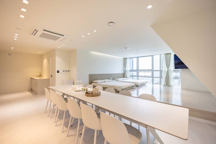 [광안리 바닷가3분컷]the Nurida 05번룸 편안함을 누리다 - Busan