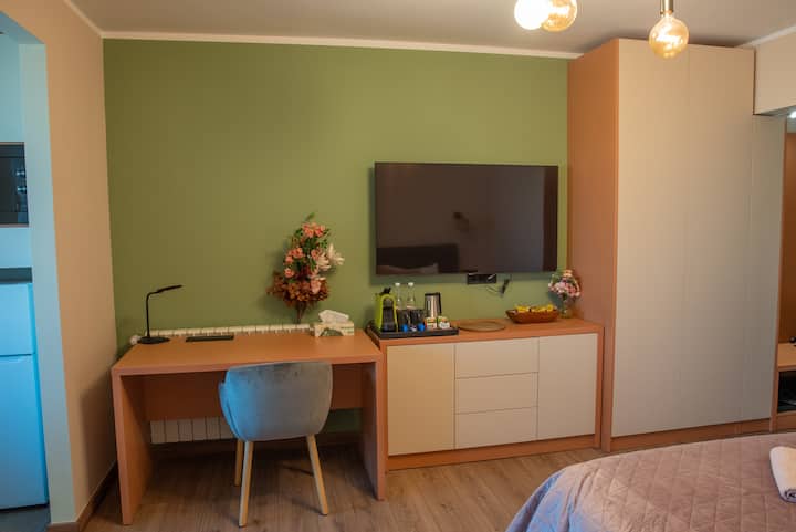Carla's Studio - Bucharest