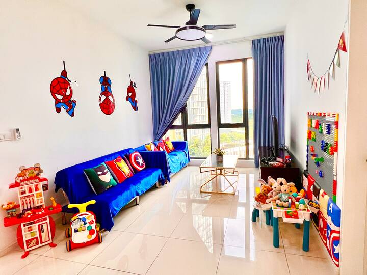 Legoland-3mins Drive Kairos Super Hero Suite 12pax - Jurong East