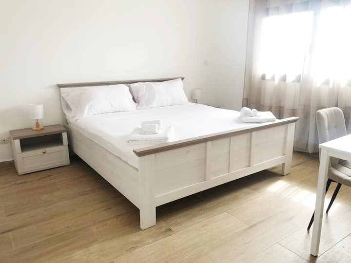 Dbd008 Appartement Astrid 1 Chambre (2pax) - Dakar